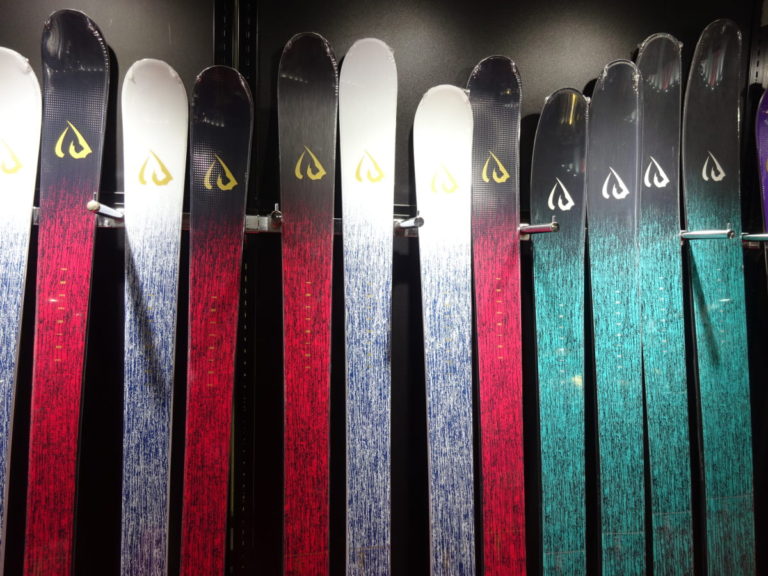 ID ONE (アイディーワン) 最新モデル＆カタログ｜ブランド紹介