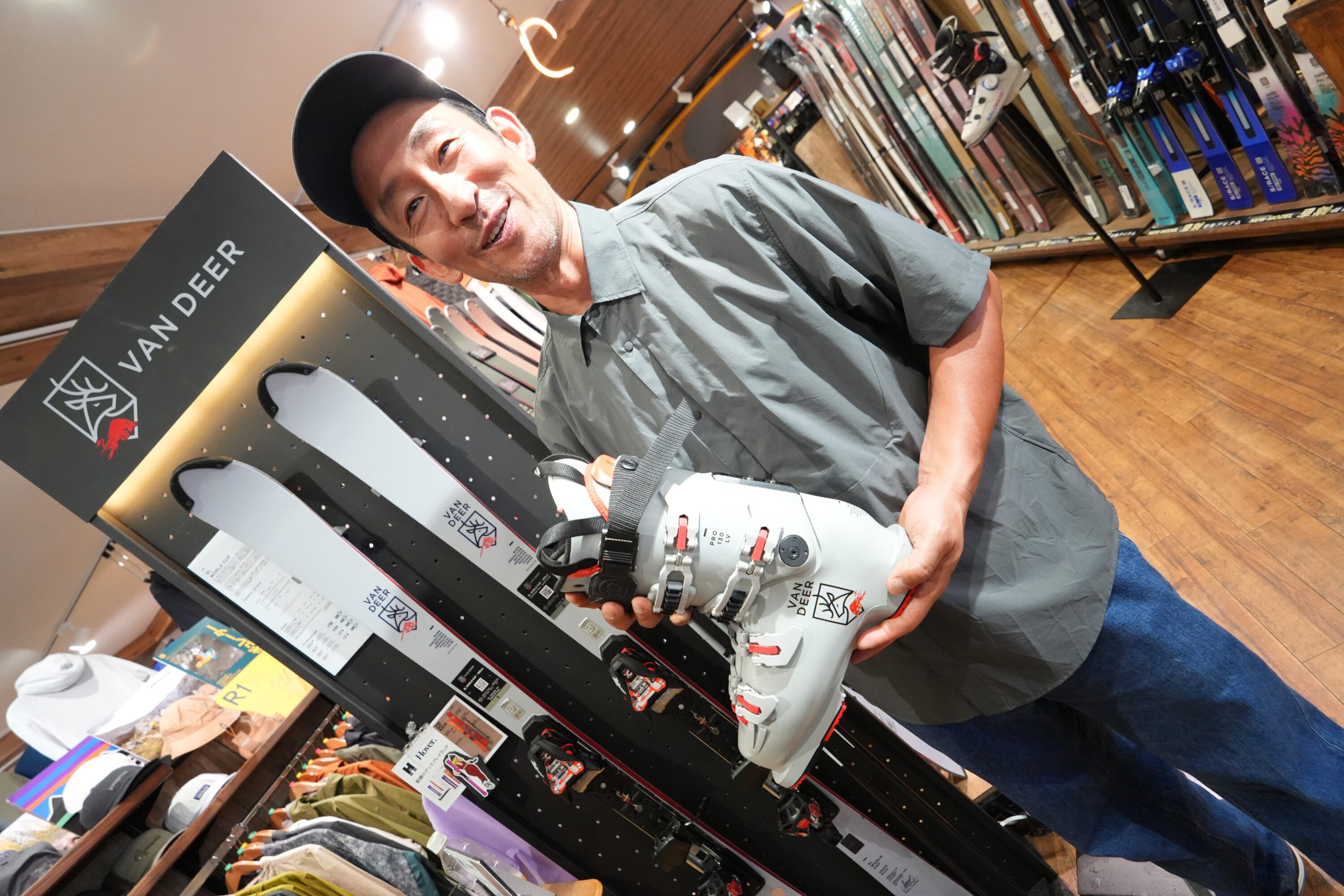 Koga Hoshino rejoint l'équipe Clev de Clev Sports ! Daisuke Yoshioka ...